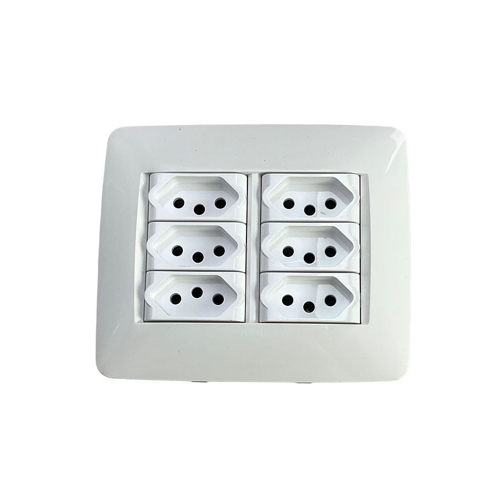 ACDC - Gewiss Chorus GEO White 4x4 Multi-Socket Outlet (White) | Shop ...