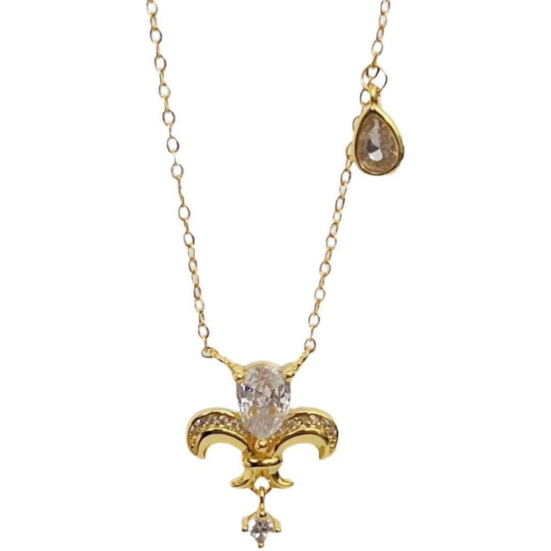 Arrow-Shaped Iris Brushed Clavicle Necklace for Women | Shop Today. Get ...