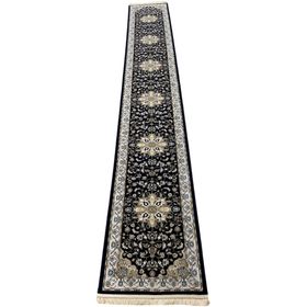 Rugs & Decor / Beautiful Floral Persian Passage Runner Rug / Carpet ...
