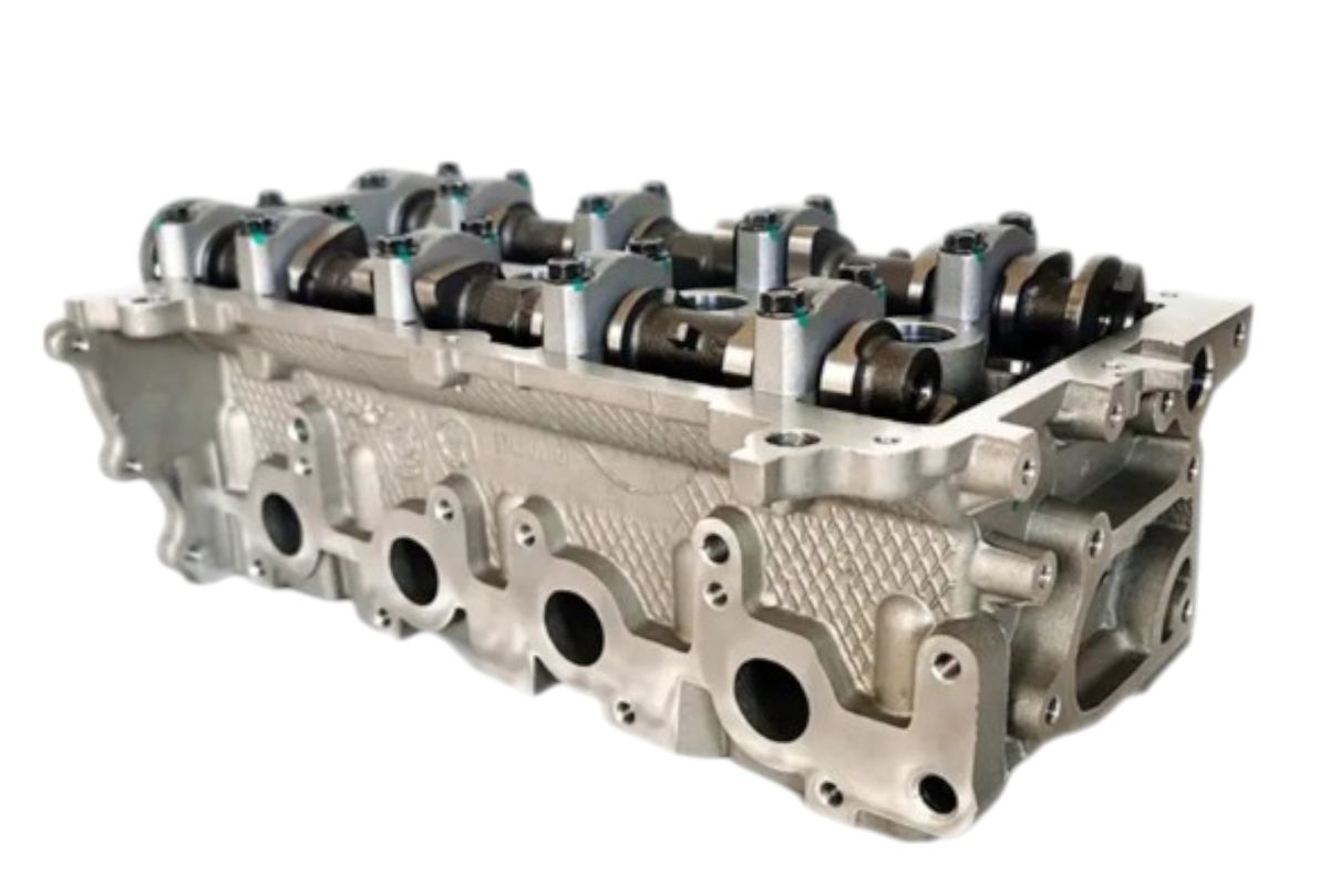 Complete Cylinder head Compatible with Chevrolet Spark 1.2 16v B12 ...