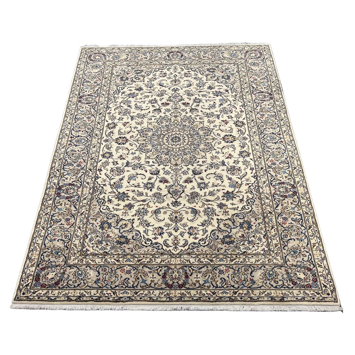 ROYAL RUGS Fine Cream Kashan Hand Knotted Carpet - 305 x 200 cm | Shop ...