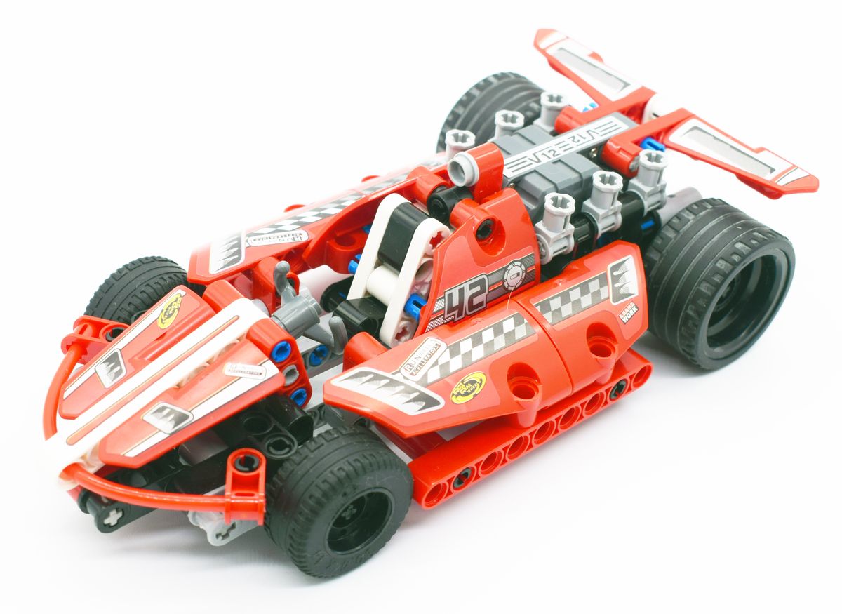 Dazzling Red 158 Piece Racing Car with Authentic Pullback Action | Shop ...