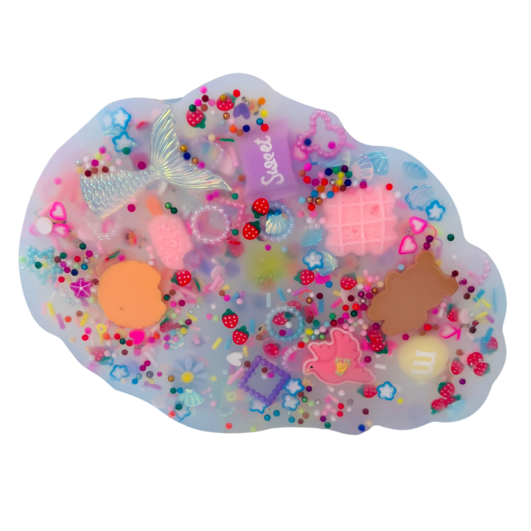 Silicone Picky Pad with Resin Charms, Sprinkles and Textured Items ...