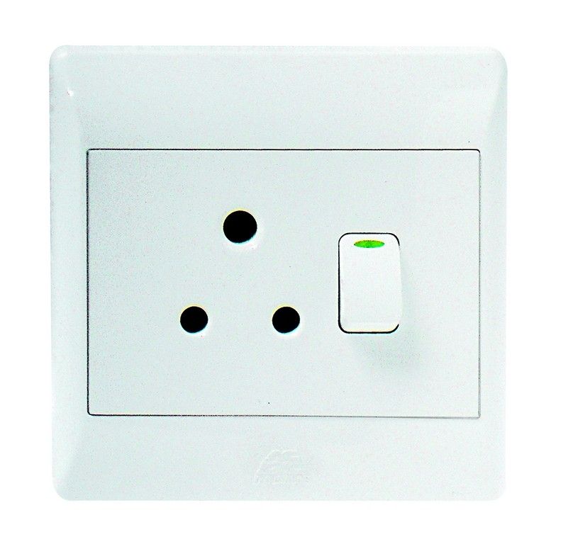 16A Switched socket Outlet 4 x 4 With White Cover Plate x 2 | Shop ...